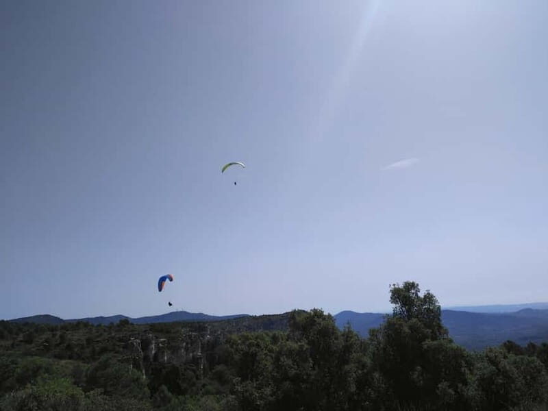 Tarragona: Paraglide Over the Mussara Mountains - Analyzing the Value