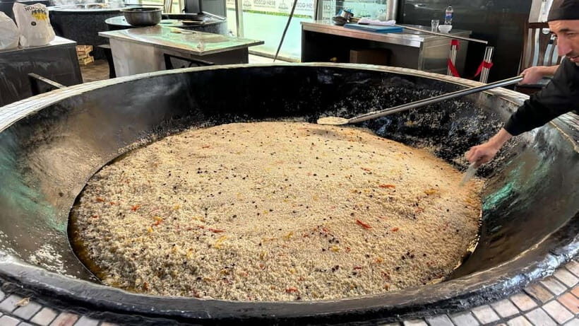 Tashkent: Culinary Tour with Food Tastings and Souvenir - Key Points