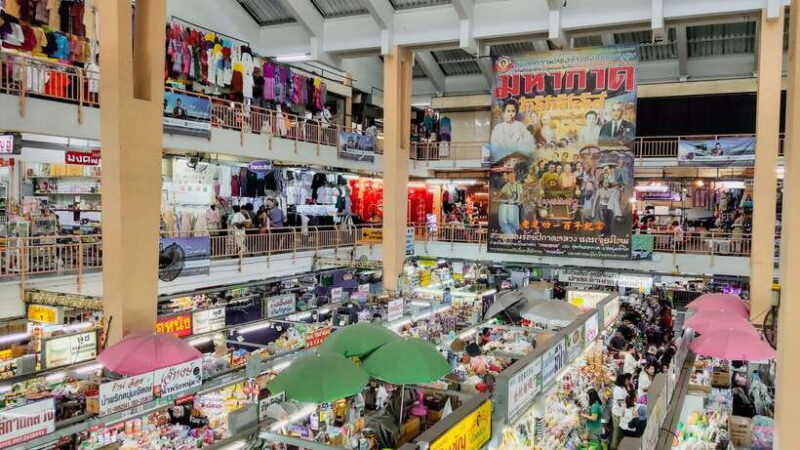 Taste of Chiang Mai: Michelin Guide Street Food Tour - The Experience and Atmosphere