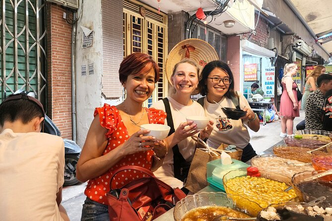 TASTE OF HANOI - walking street food adventure - Key Points