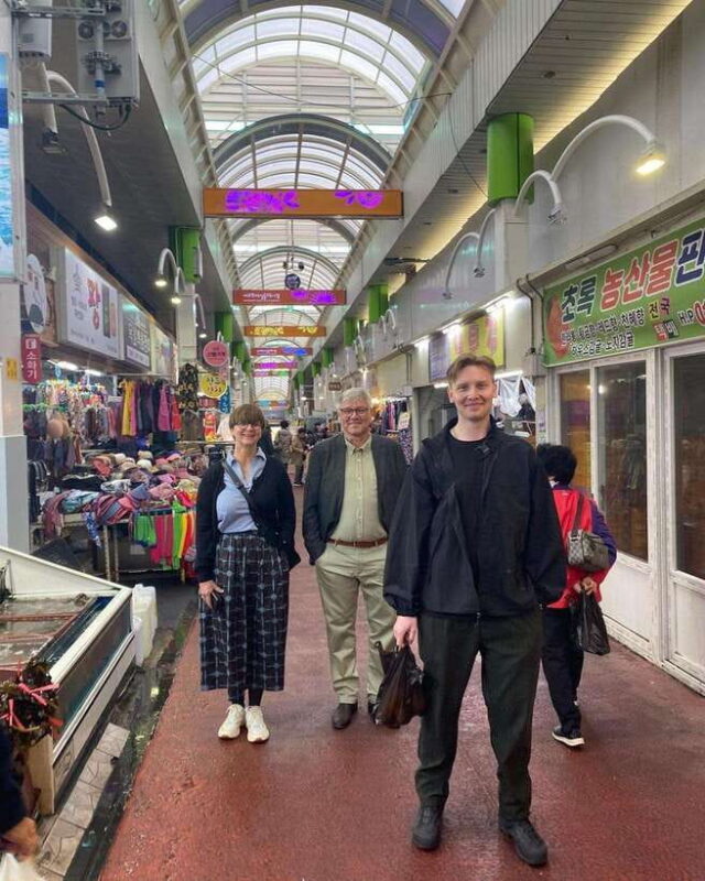 Taste of Jeju: A Culinary Journey Through Traditional Market - Key Points
