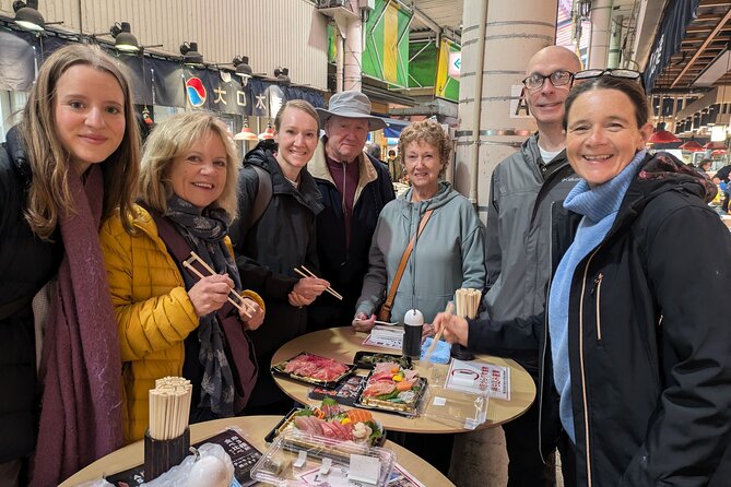 Taste of Kanazawa (Food Tasting in Omicho Market & Higashi Chaya) - Visiting the Higashi Chaya District