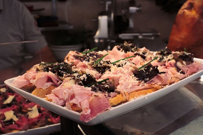 Tastes & Traditions of Venice: Food Tour With Rialto Market Visit - Tour Logistics