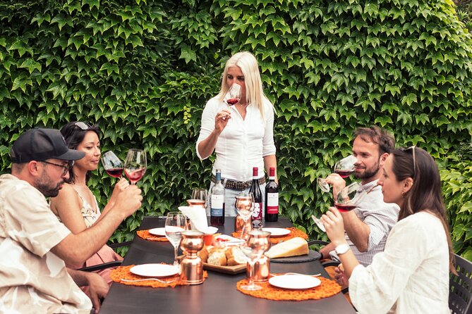 Tasting 6 wines exclusive to Azienda Giovanna Tantini - A Practical Look at the Azienda Giovanna Tantini Wine Tasting Tour