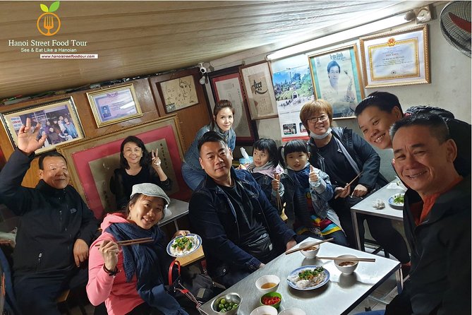 Tasting 8 Different Street Foods + Local Drink at Evening Time by Walking - The Practical Details