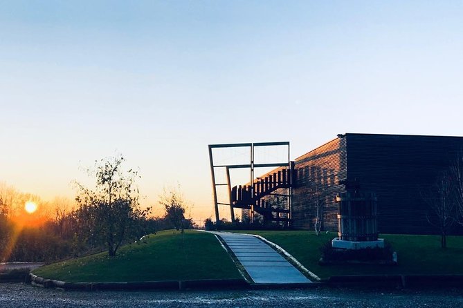 Tasting in the Cellar - Transportation and Accessibility