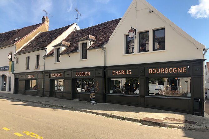 Tasting of 5 Chablisian wines and Gourmet Plate - Who Will Love This Tour?