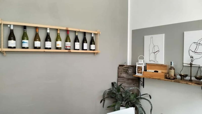 Tasting of local white wines - Why This Experience Matters