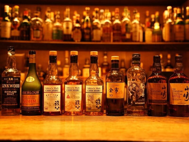Tasting Yamazaki and Other Japanese Whiskies at Tokyo - Accompaniments and Atmosphere