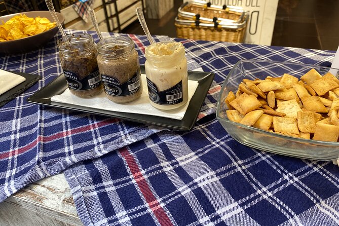 Tasty Florence Street Food With Guided Walking of the City - Dietary Considerations