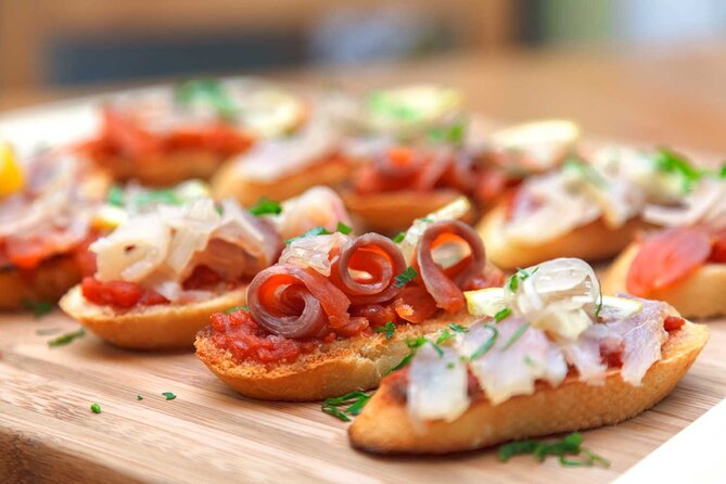 Tasty Tapas & Drinks Tour with a Rooftop Included - The Heart of Madrid: Barrio de Centro