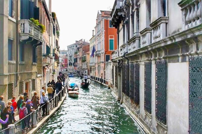 Tasty Venice Dinner Food Tour Around Jewish Ghetto & Cannaregio Quarter - Indulge in Authentic Venetian Cuisine