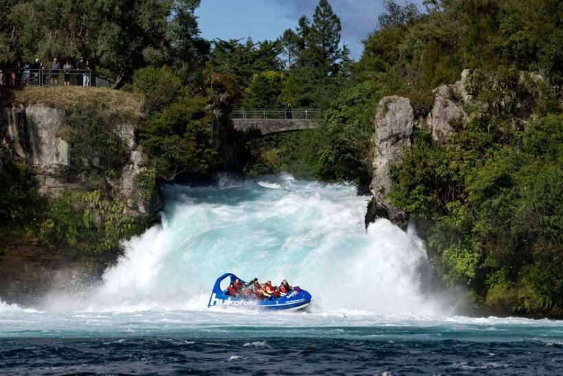 Taup: Huka Falls 30-Minute Jet Boat Experience - The Itinerary in Detail