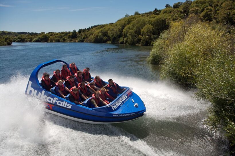 Taup: Huka Falls 30-Minute Jet Boat Experience - Authentic Perspectives from Travelers