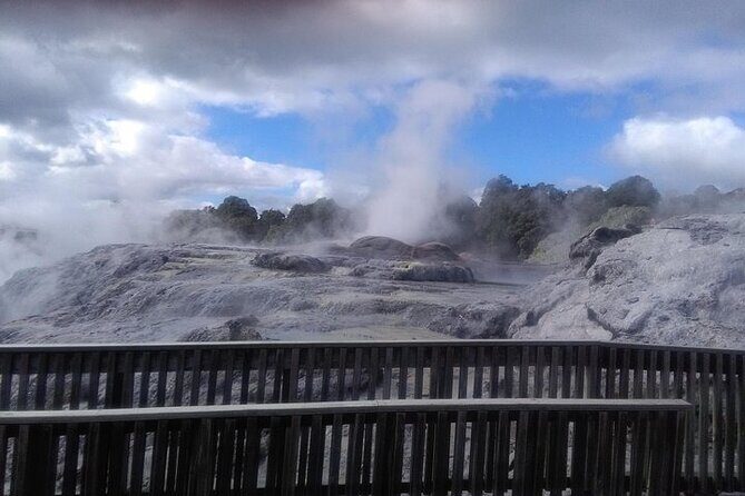Taup to Auckland via Rotorua and Hobbiton - FAQ