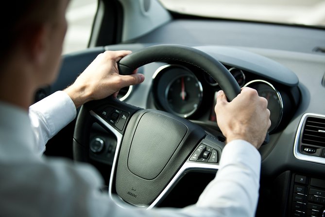 Taxi - Cab - Private transfer from Barcelona City Centre to Barcelona airport - Value and Practicality