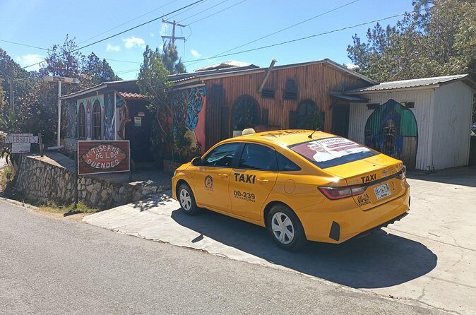 Taxi Transfer from Downtown Oaxaca to the Airport - Who Would Benefit Most?