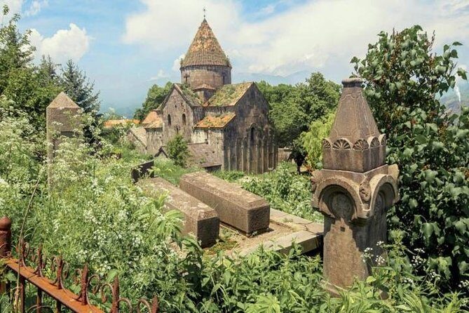 Tbilisi transfer with stops in Haghpat, Sanahin to or from Yerevan - An In-Depth Look at the Transfer Experience