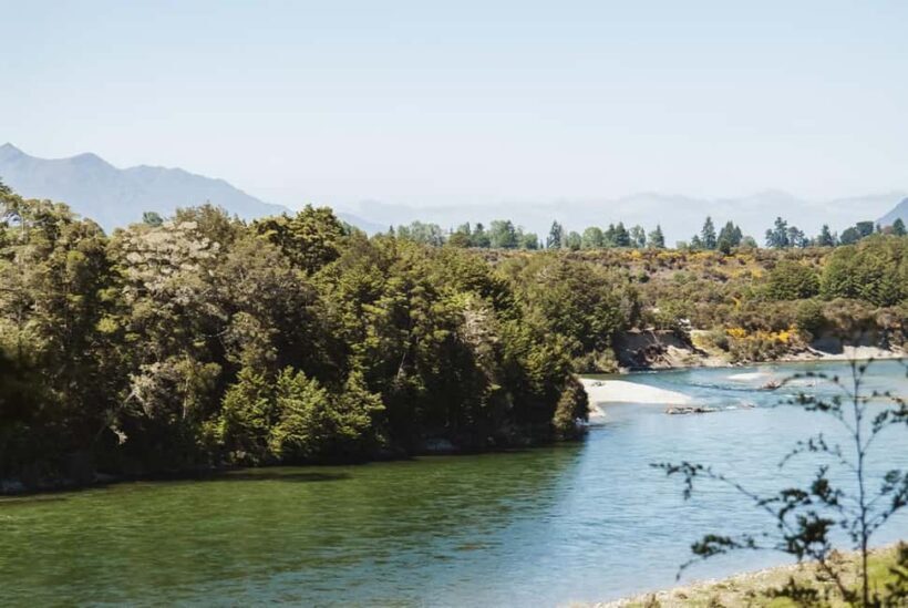 Te Anau: Jet Boat Ride & Kepler Track Guided Hike - Exploring the Kepler Track: A Guided Hike in Native Forests