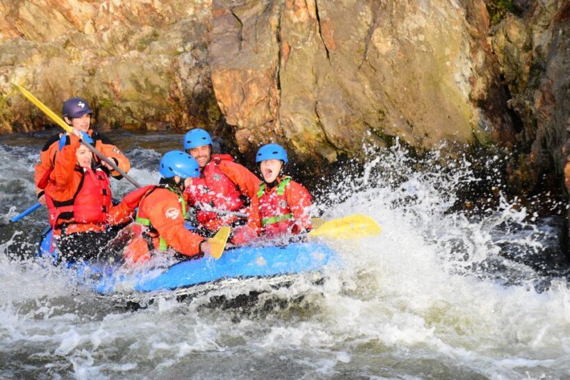 Te Awa Kairangi Grade 2 Scenic Rafting Tour - Logistics and Practical Tips