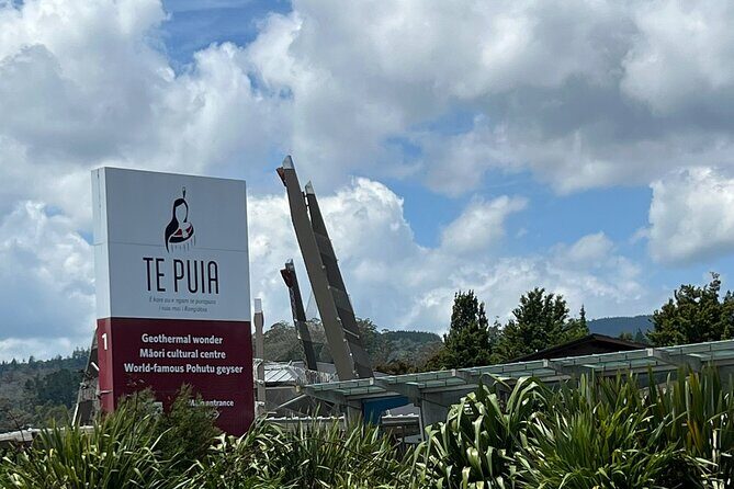 Te Puia And Redwood Park Day Trip Transport From Auckland - Key Points
