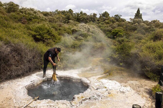 Te Puia: Tuku Iho Trail - Key Points