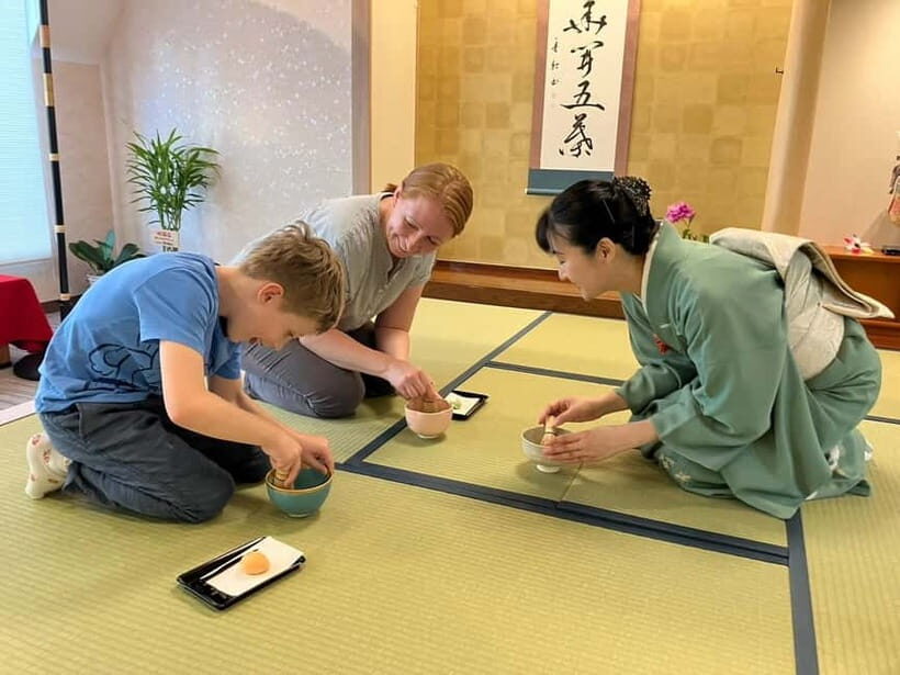 Tea ceremony experience in Japanese-style room 60min - The Sum Up