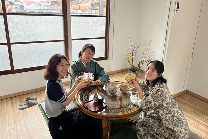 Tea Ceremony in a Century-old Japanese Town House - Key Points
