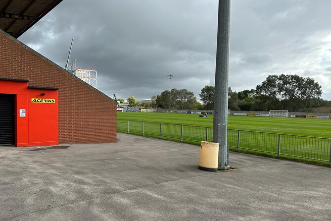 Ted Lasso Filming Locations in Richmond: Private Black Cab Tour - Pickup and Meeting Point Information