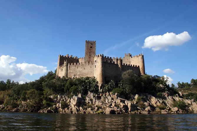 Templar Knights: Tomar and Almourol Castles Full Day Private Tour - Accessibility and Customization Considerations