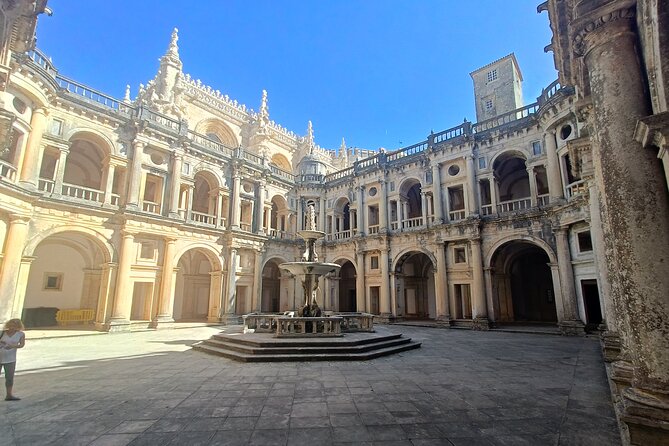 Templars Castle, Nazaré and Obidos - Uncovering Batalha Monastery