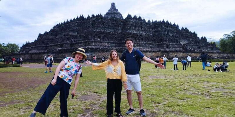 Temples and Bike Tours in the Village - Breaking Down the Itinerary