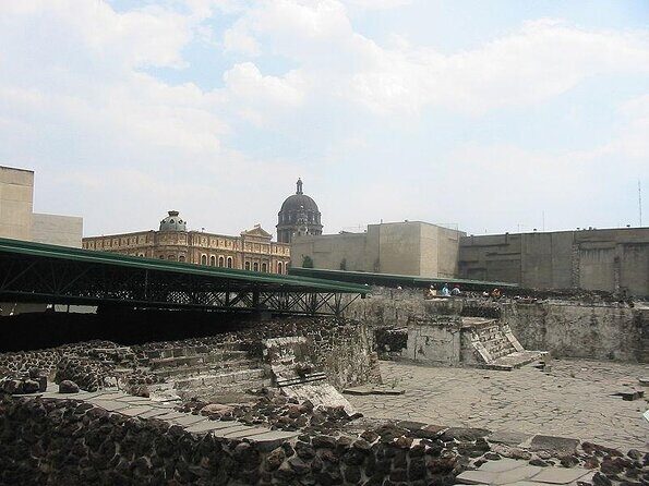 Templo Mayor Museum Semi Private Walking Tour in Mexico City Downtown - Discovering the Templo Mayor Museum: A Walk Through Aztec Mexico