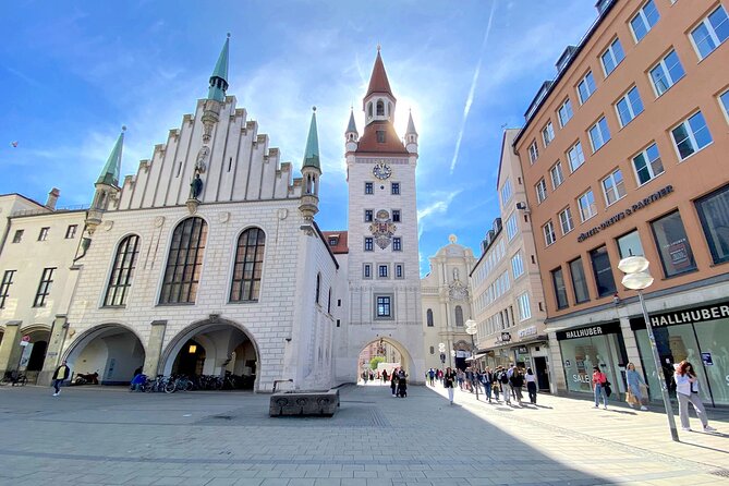 Ten Munich Old town Sights in a Private Express Walking Tour - Stop 2: St. Peter’s Church