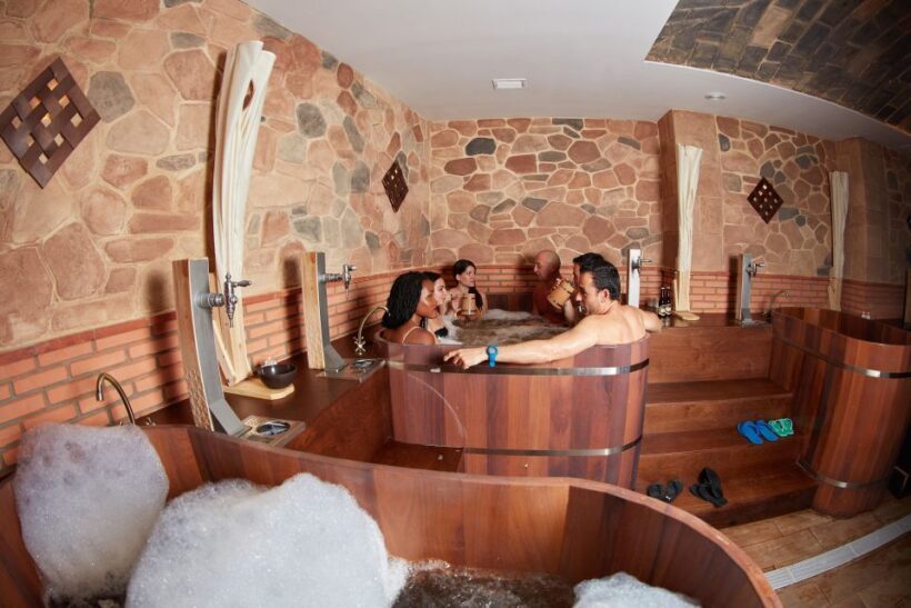 Tenerife: Beer Spa Experience with Tastings and Snacks - Key Points