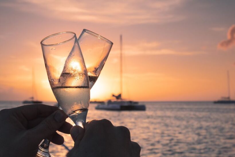 Tenerife: Private Boat Charter with Tapas & Drinks - Key Points