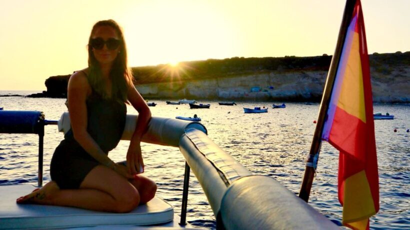 Tenerife: Sunset Catamaran Tour with Transfer, Buff & Drinks - Why This Tour Works Well