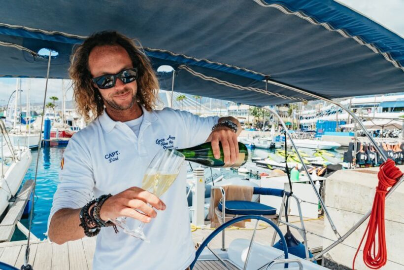 Tenerife: Whale & Dolphin Watching with Drinks and Snacks - The Experience in Detail
