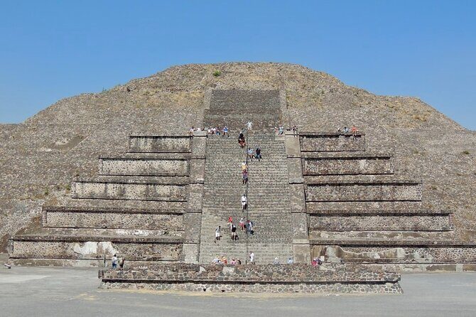 Teotihuacan and Basilica of Guadalupe with mezcal, tequila & handcrafts - Key Points