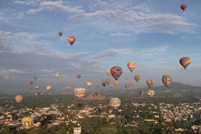 Teotihuacan Balloon Experience with Transportation and Breakfast - Discover the Magic of Teotihuacan from the Sky: A Review of the Balloon Experience