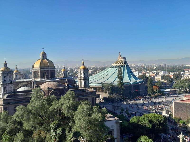 Teotihuacan & Basilica of Guadalupe: Private Tour with Lunch - Lunch Break: Tasting the Flavors of Mexico