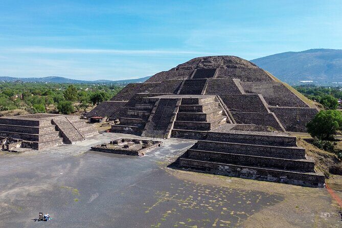 Teotihuacan Early or Afternoon Access Guided Tour with No Crowds - Exploring the Tour Experience