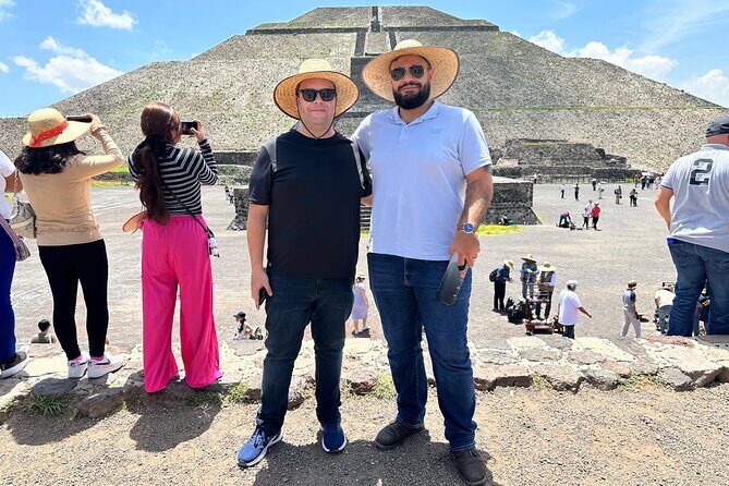 Teotihuacan Express, morning from CDMX - The Sum Up