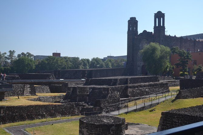 Teotihuacan & Guadalupe Shrine + Xochimilco, Coyoacán & Frida Kahlo Combo Tour - Transportation and Practical Details
