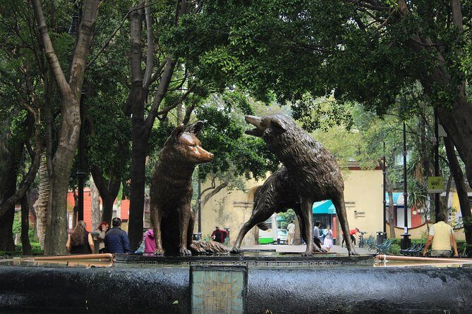 Teotihuacan & Guadalupe Shrine + Xochimilco, Coyoacán & Frida Kahlo Combo Tour - Final Thoughts: Who Is This Tour Perfect For?