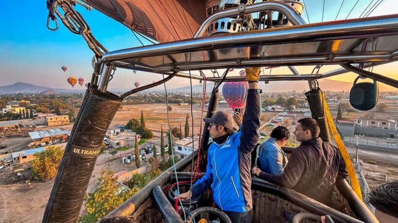 Teotihuacan: Private Balloon Flight with optional Transfer - An Elevated Perspective on Teotihuacan