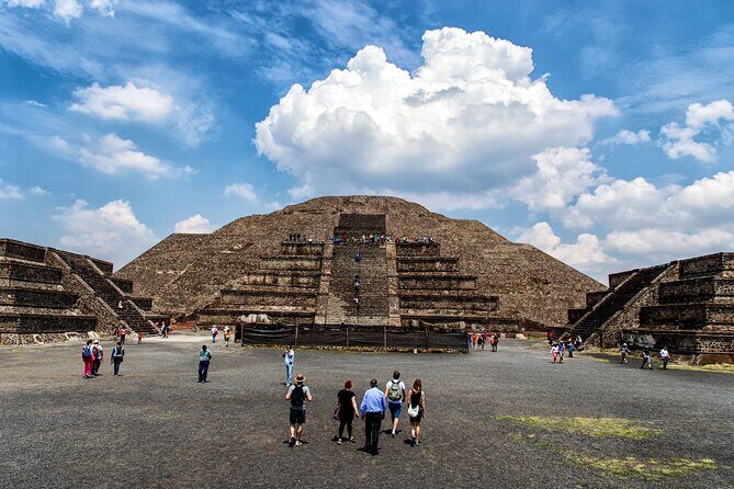Teotihuacan Pyramids Guided Walking Tour 2 hours - Analyzing Value and Practicality