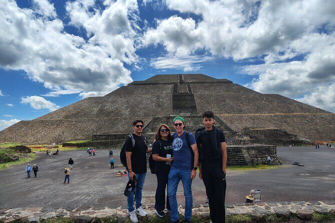 Teotihuacan Pyramids VIP Tour without Commercial Stops - The Experience You Can Expect