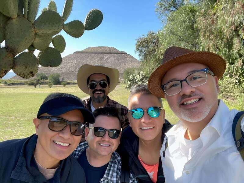 Teotihuacan Safari: Old Ruins and Interact with Animals - An In-Depth Look at the Tour