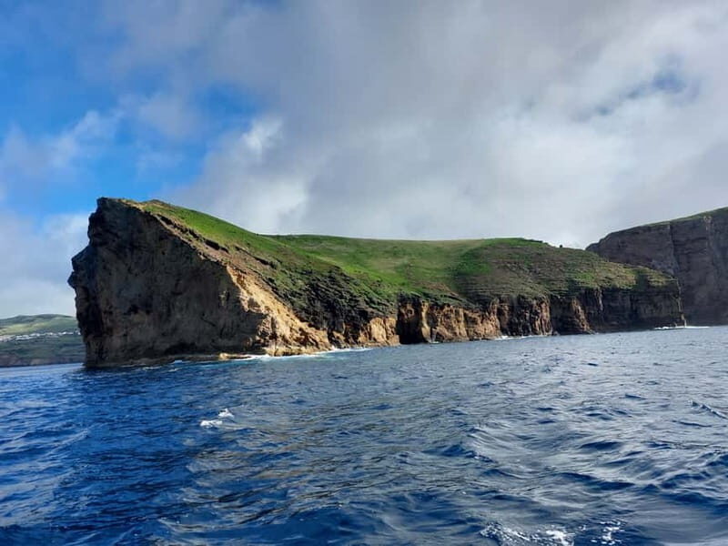 Terceira Island:Ilheus das Cabras -Boat Trip - The Unique Landscape of Ilhéus das Cabras